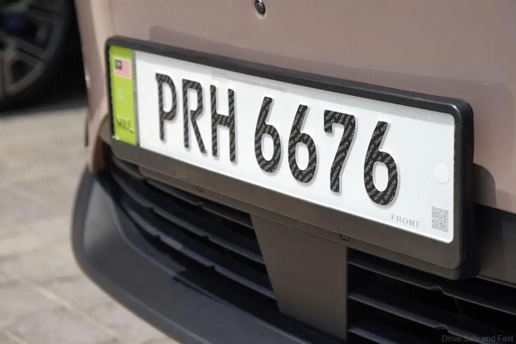 JPJ Launches Enhanced White European-Style License Plates with New ...