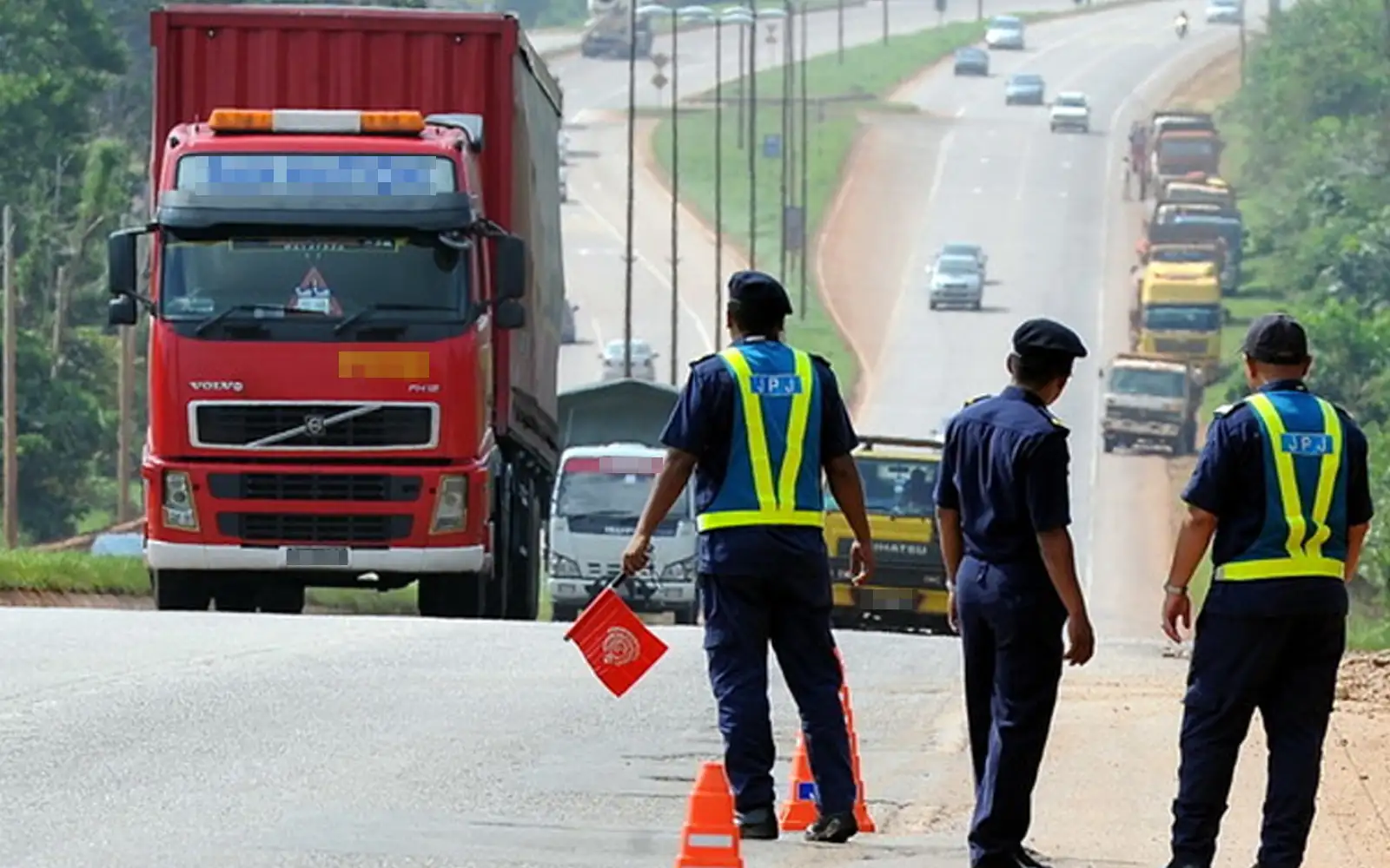 JPJ to Roll Out New SOPs and Rules for Heavy Vehicles in May, Targeting ...