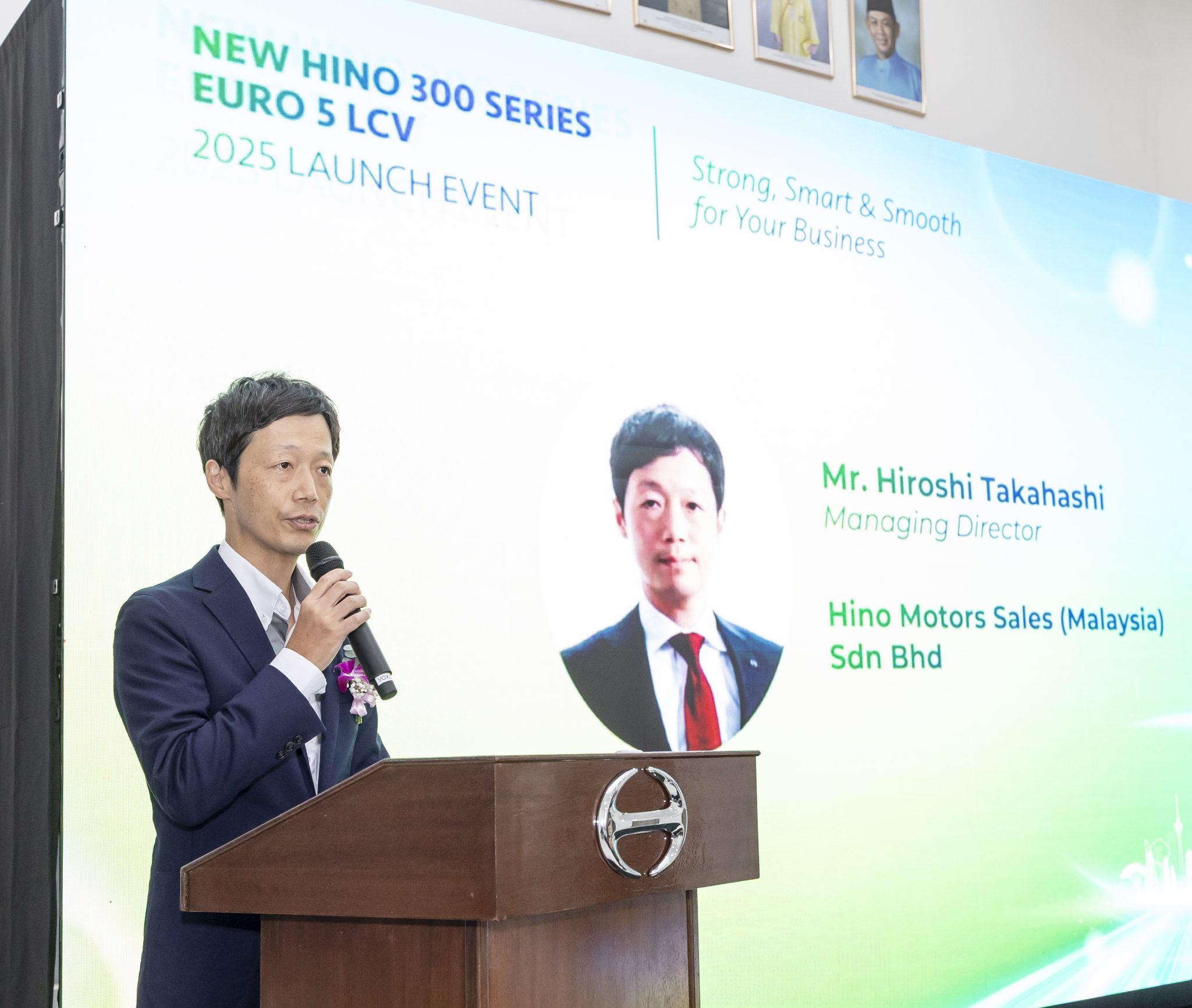 HINO UNVEILS NEW EURO 5 LIGHT DUTY TRUCKS BUILT FOR THE FUTURE OF ...
